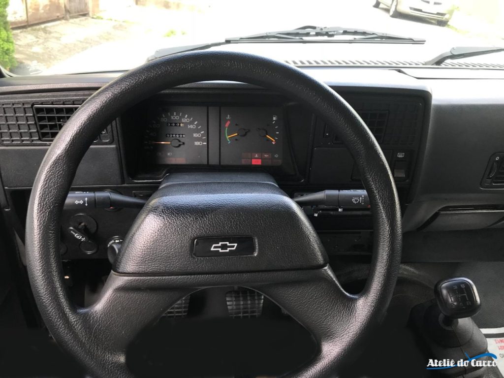Ateliê do Carro | GM VERANEIO CUSTOM S 94 – 27.000 KM ORIGINAIS