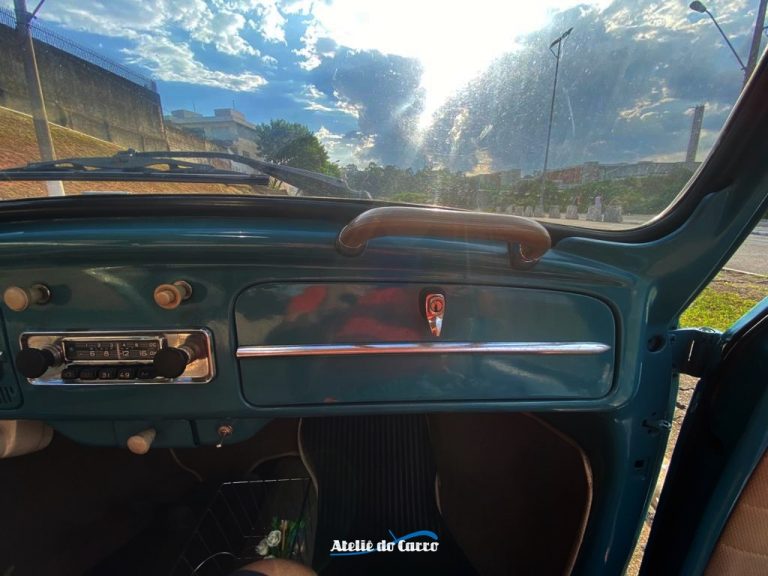 Ateliê do Carro | Fusca 1966 com interior bege. Diferenciado!