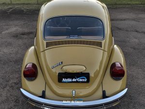 Ateliê do Carro | Fusca 1300L 1979 Bege Jamaica com interior ...