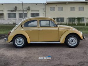 Ateliê do Carro | Fusca 1300L 1979 Bege Jamaica com interior ...